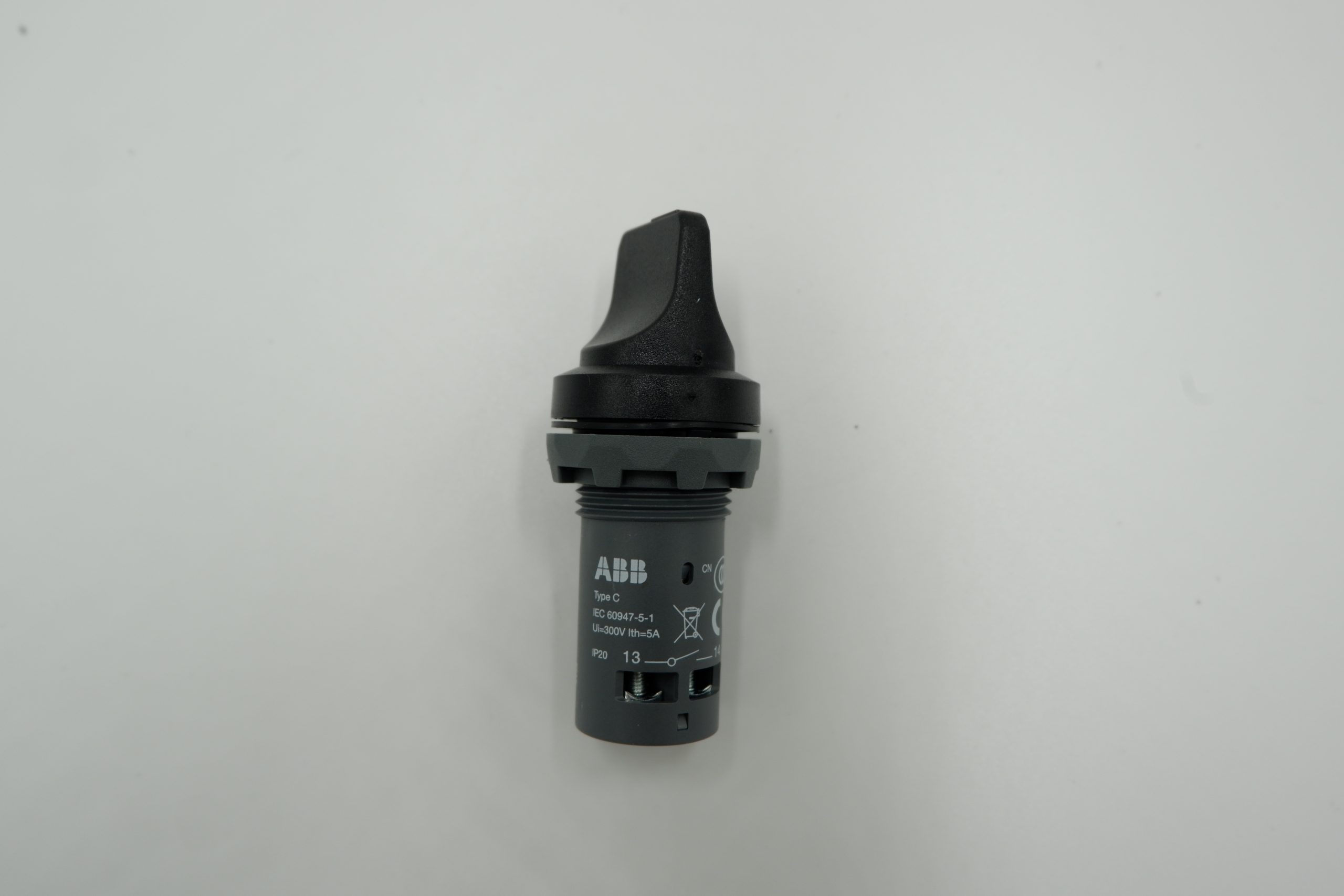 ABB - SELECTOR SWITCH 3 POSITION 2 NO C3SS1-10B-20 - THAIMMI